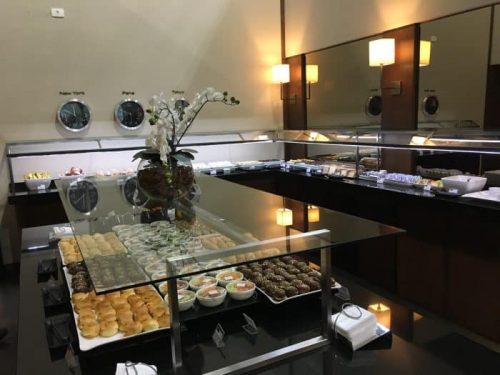 LoungeKey: o que é, benefícios e melhores cartões - Ares do Mundo