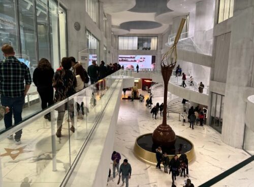 Fábrica da Lindt em Zurique: Vale a pena? Tudo sobre - Ares do Mundo